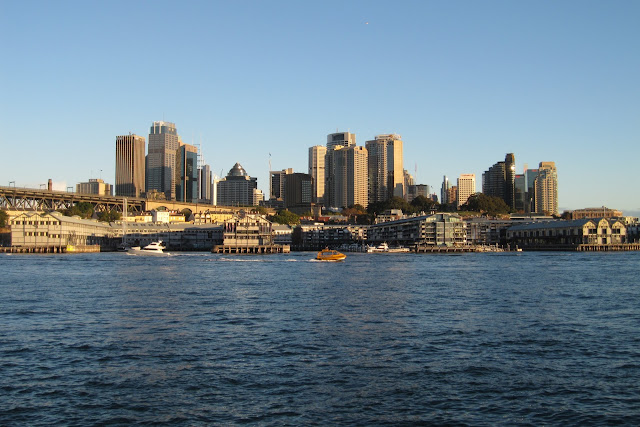 Sydney - City and Suburbs: Walsh Bay, Sydney skyline