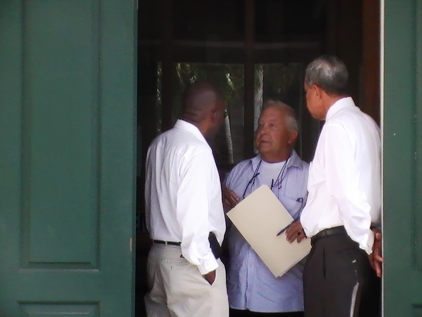 ST MAARTEN TODAY judith roumou: Photos Leroy de Weever, Roy Marlin, Cor ...