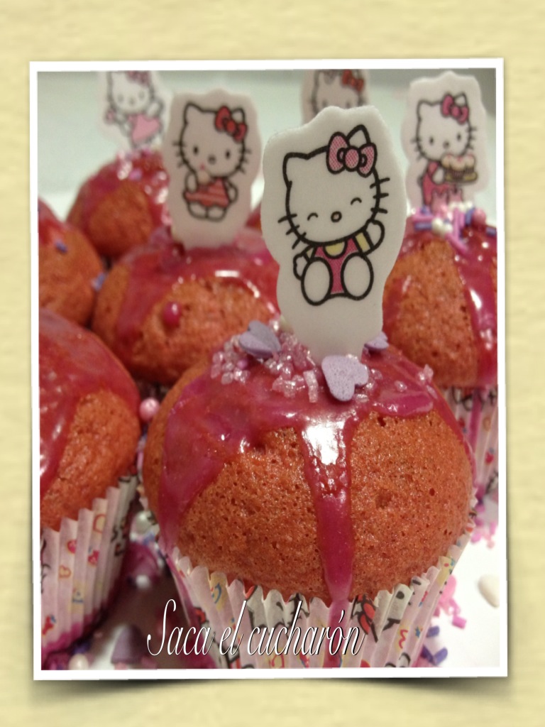 MUFFINS HELLO KITTY