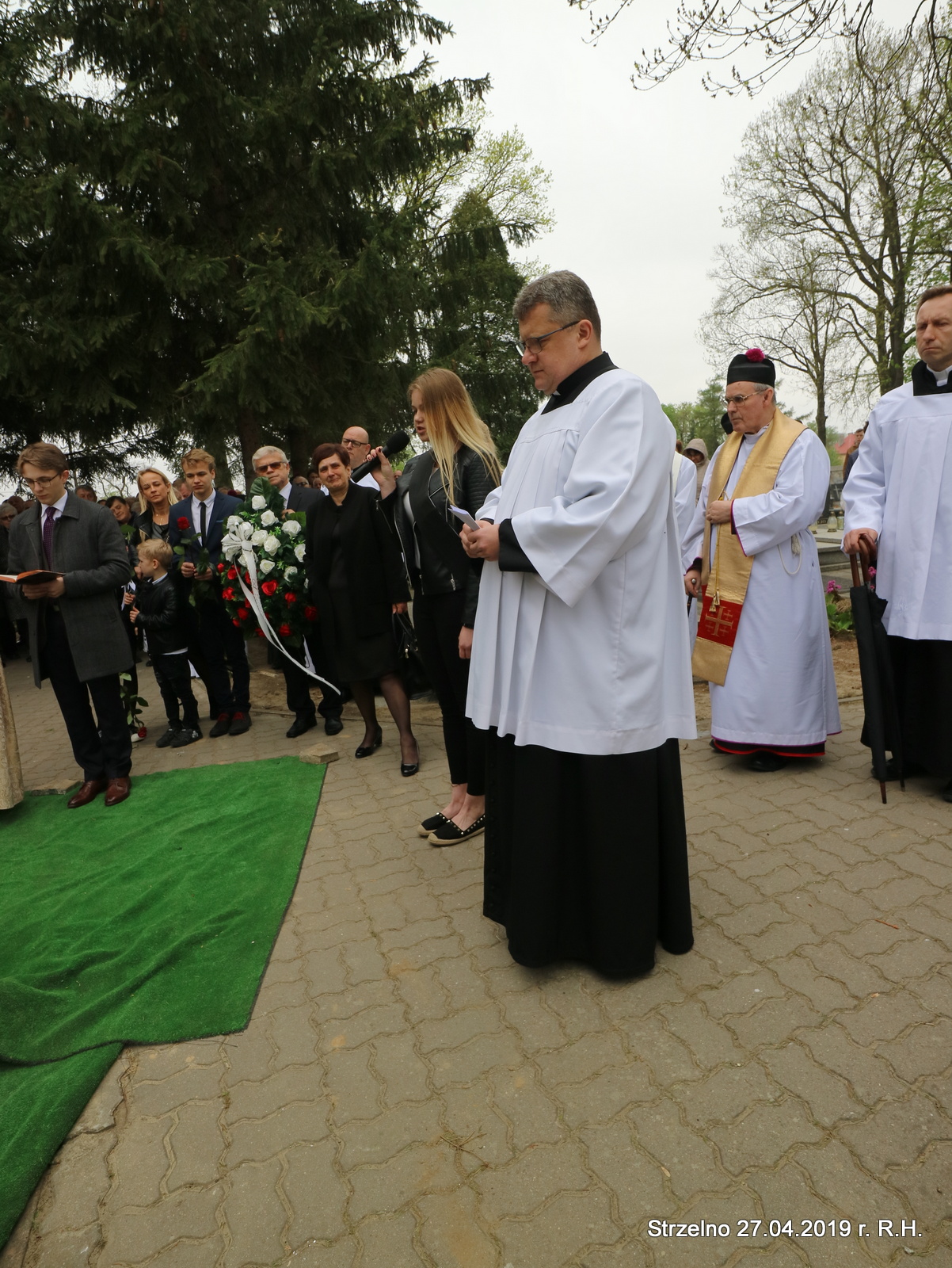 Strzelno moje miasto - kontynuacja: Ostatnia droga śp. ks. kan. Jana ...