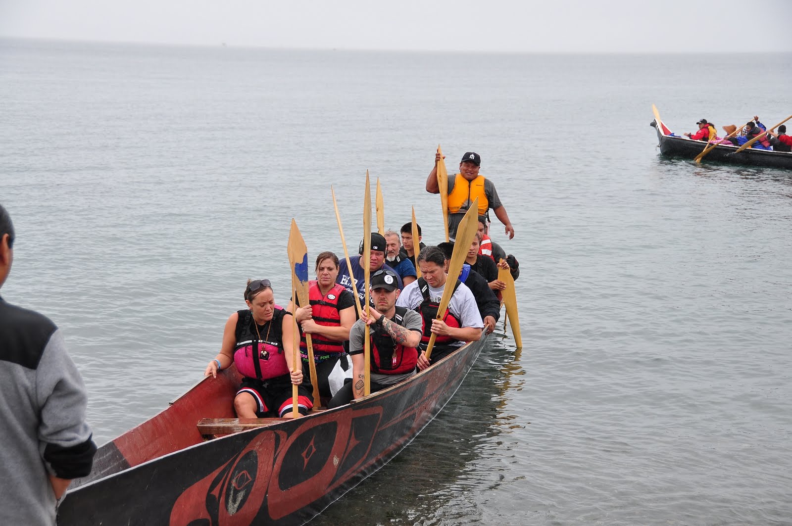 Buzz's Marine Life of Puget Sound: War Canoes at Alki and Swinomish