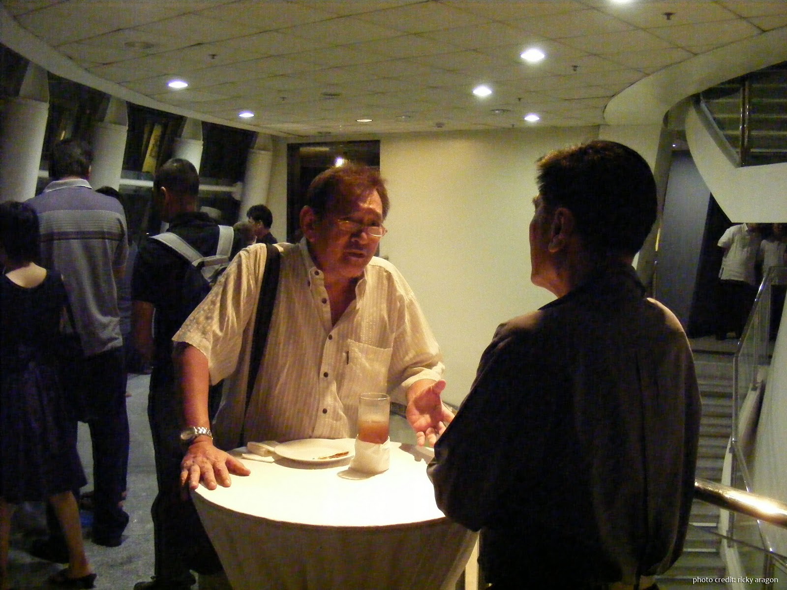 edd aragon blogs.on: Opening NIght Photos - Ultra-Violet Paintings at ...