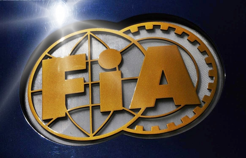 "Apretando las tuercas": Hablamos de la FIA o “Follón Inminente Asegurado”