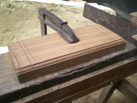 Perabot Kayu Sederhana / Simply Wood Furniture: Loster / Home Ventilation