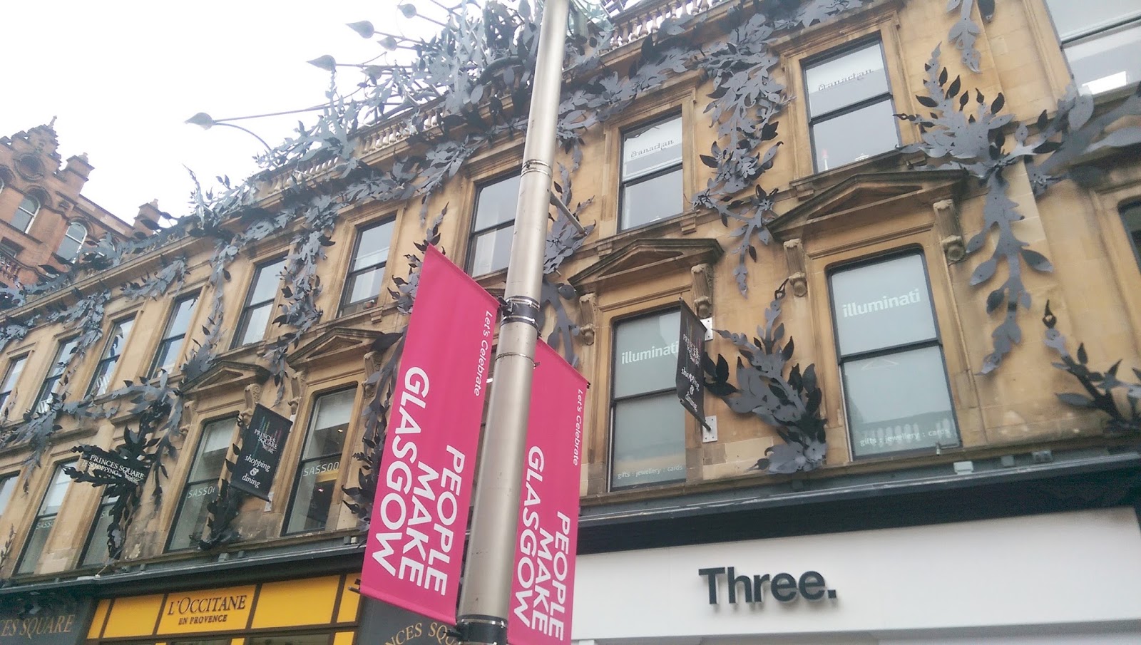 GETTING AN AUTUMN MAKEOVER AT PRINCES SQUARE - A Life With Frills