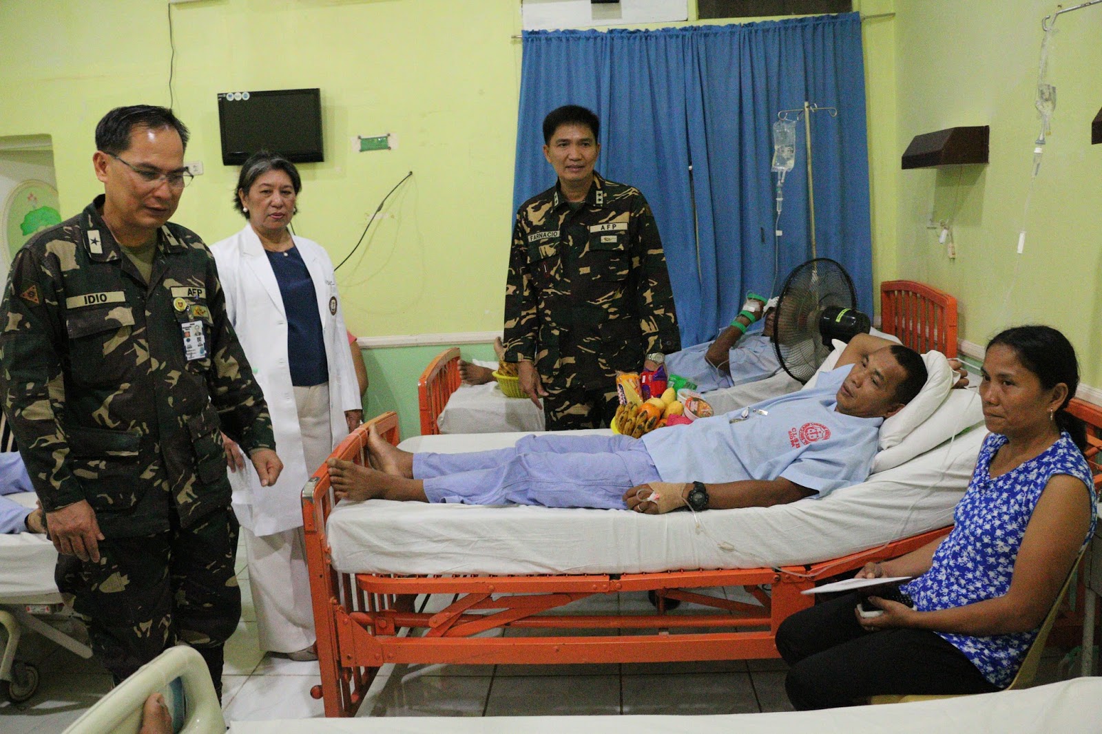 8ID PICTURES: The team captain of the Stormtroopers Division, Maj. Gen ...