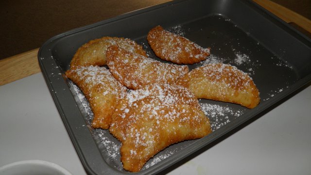 Food Talk: Bolivian Traditional Pasteles and Api