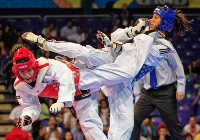 Video Tendangan Dasar: Dwi Chagi - Taekwondo ER-EL