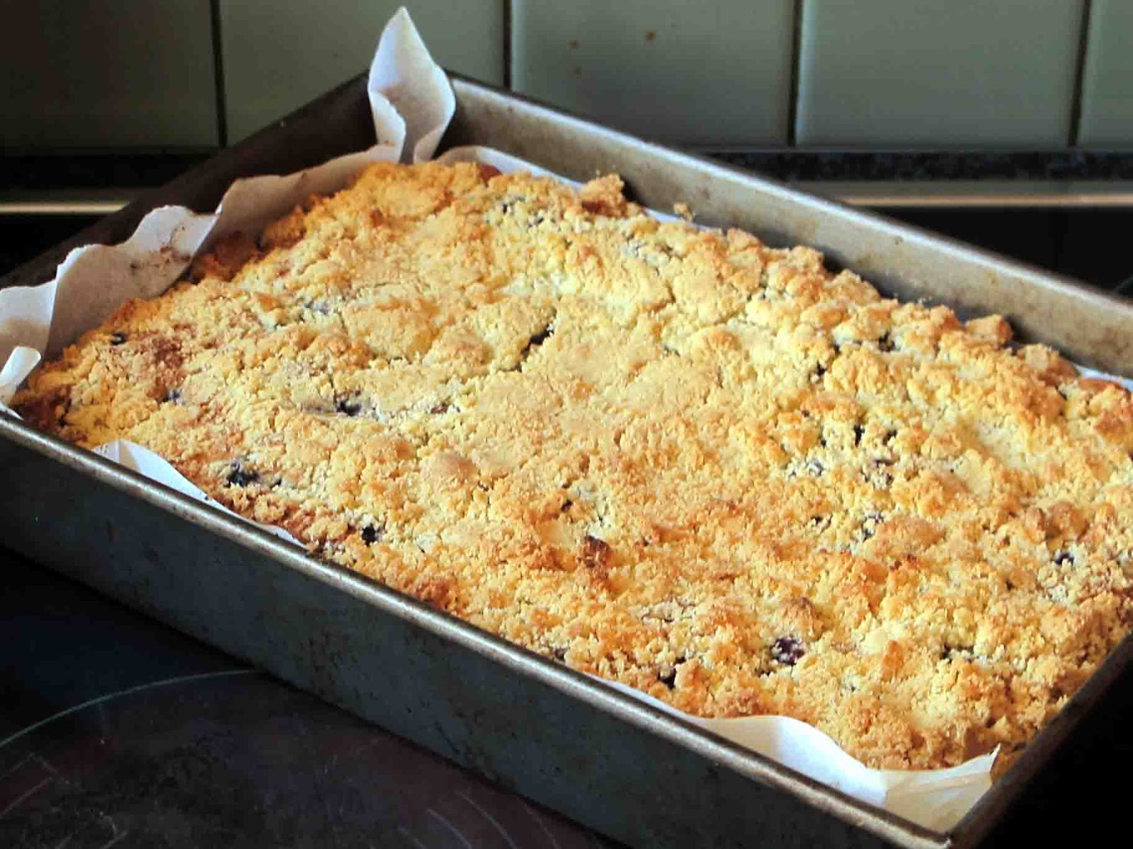 Shoot and Eat: Blueberry Crumble Tray Bake