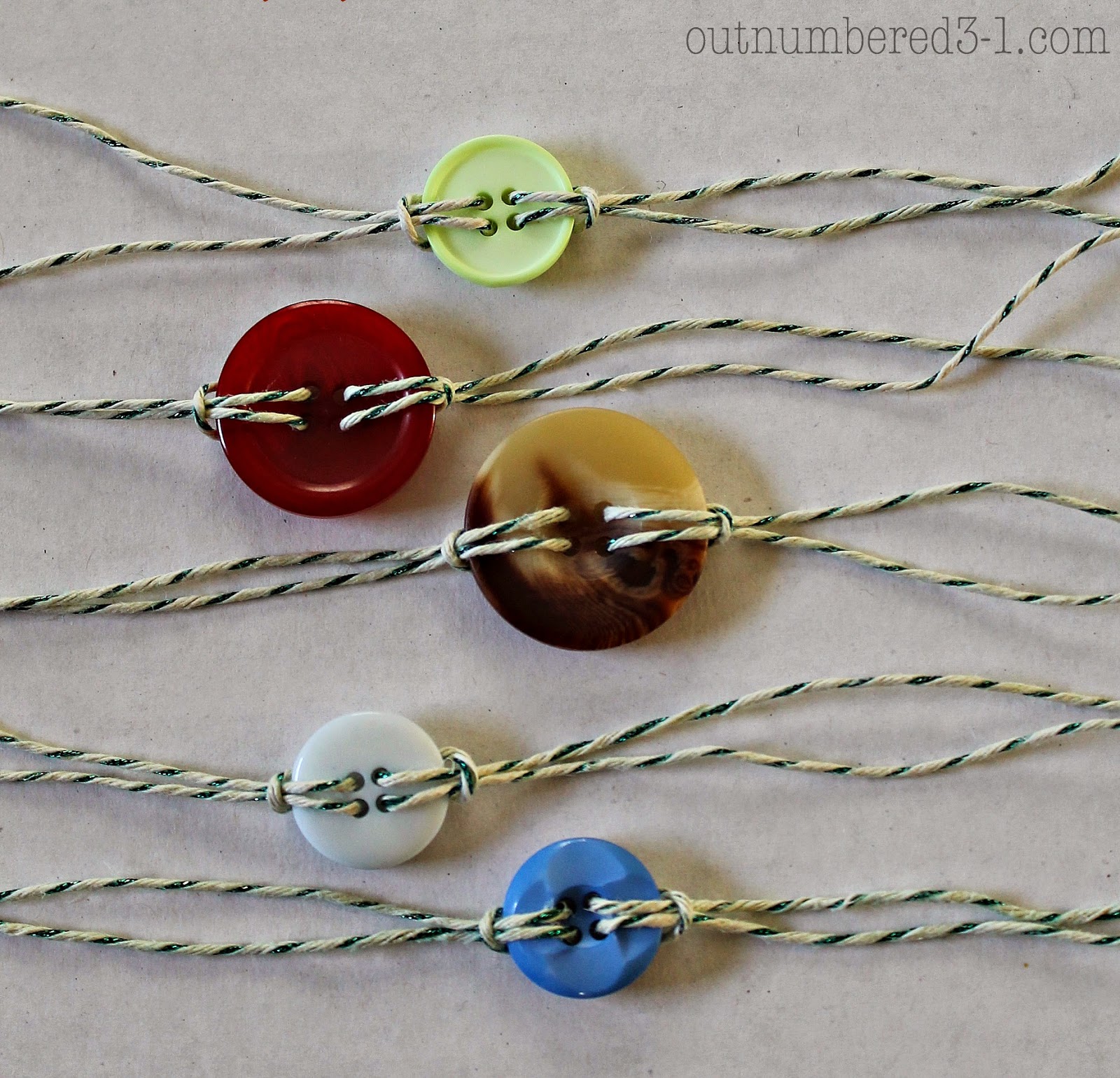 DIY Button Bracelets - Outnumbered 3 to 1