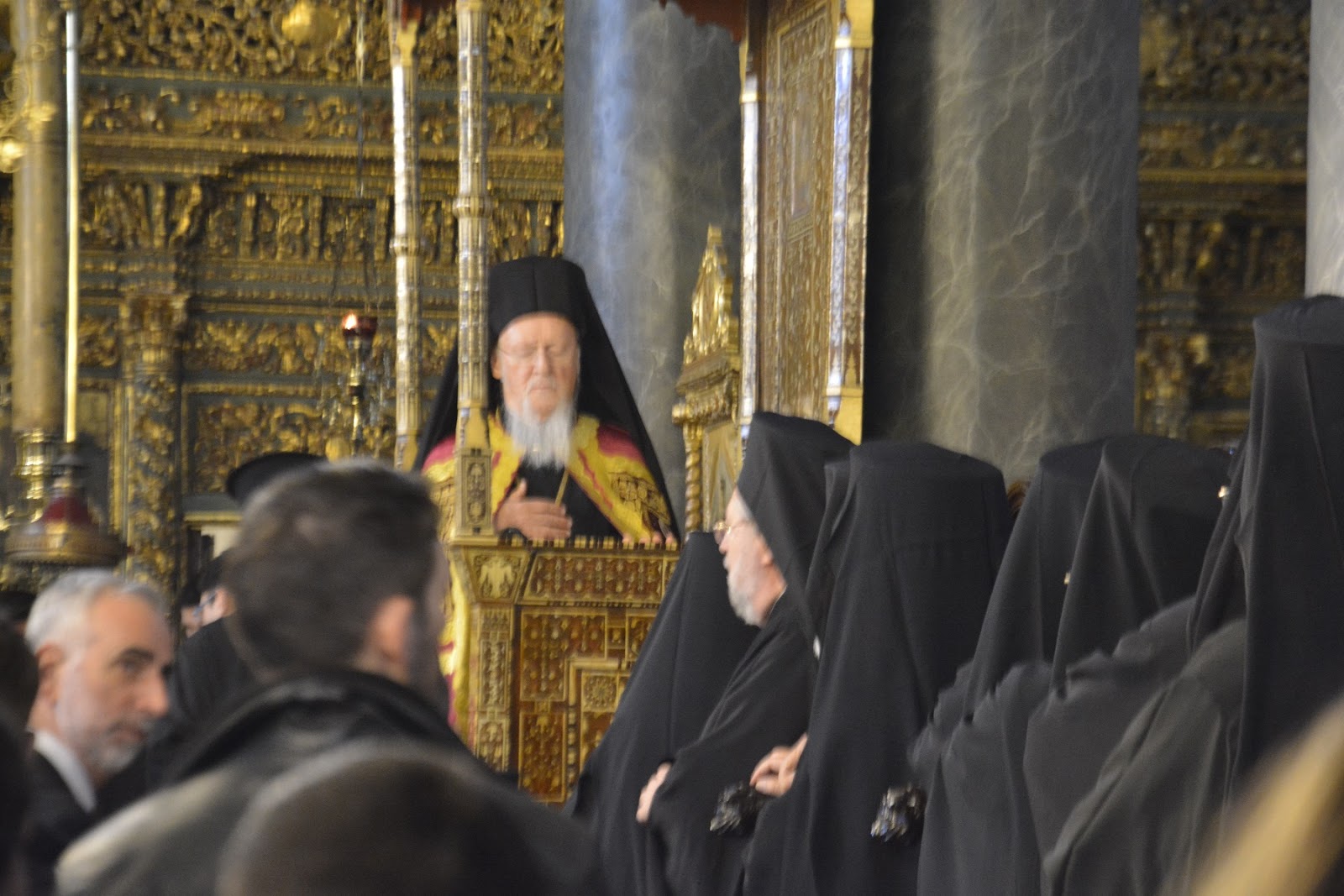 ΦΩΣ ΦΑΝΑΡΙΟΥ: Ο ΕΣΠΕΡΙΝΟΣ ΤΗΣ ΠΡΩΤΟΧΡΟΝΙΑΣ ΣΤΟ ΦΑΝΑΡΙ (ΦΩΤΟ ΚΑΙ ΒΙΝΤΕΟ)