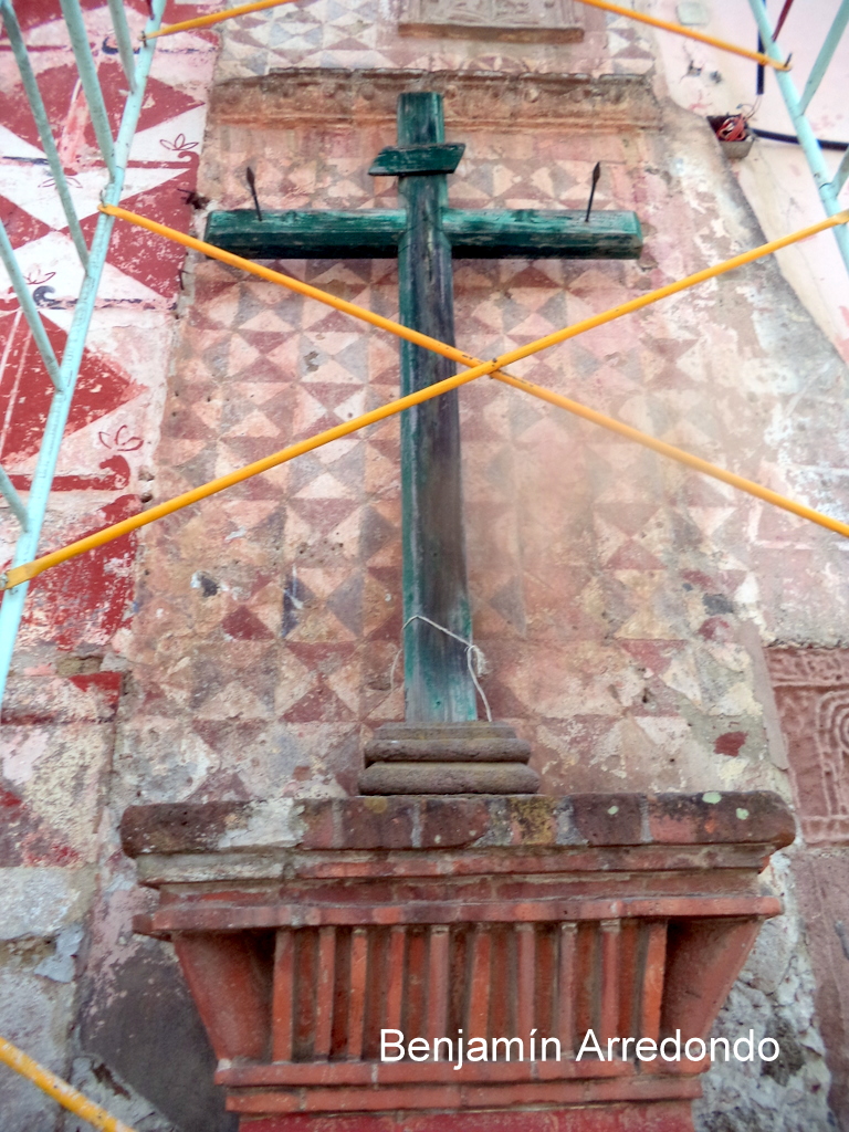 El Bable: Cruz, cruces, marcajes: El imprescindible símbolo de la cruz ...