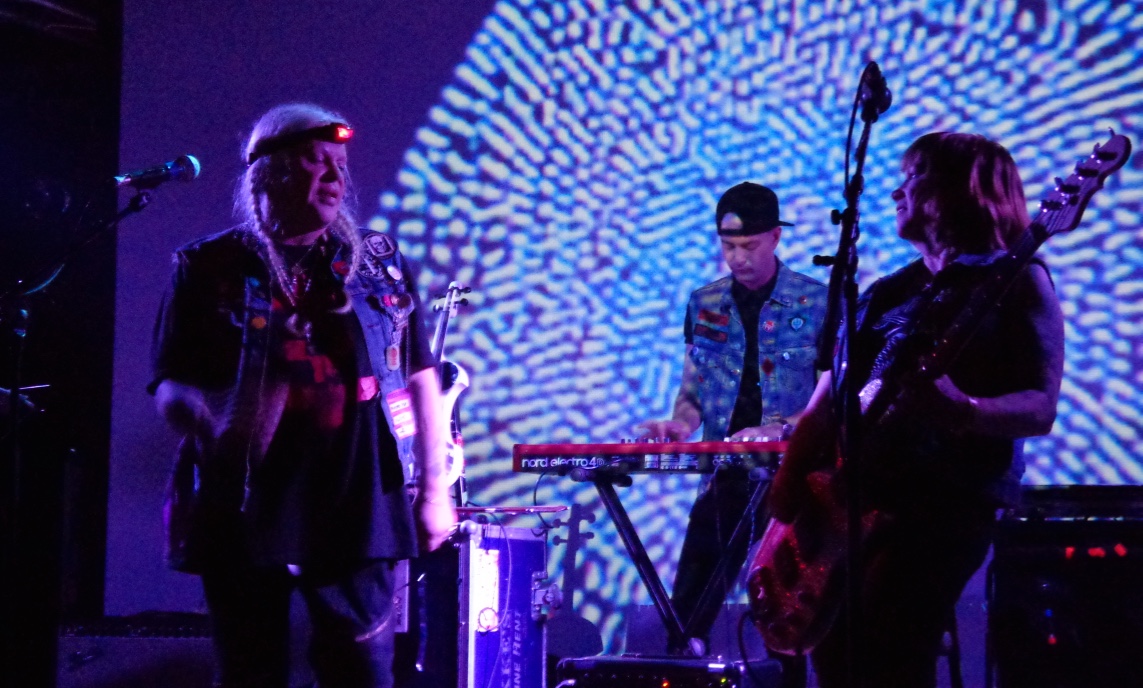 Psychic TV: otra televisión es posible — El Garaje de Frank