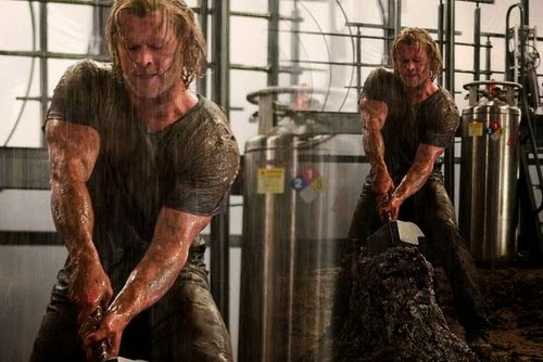 Nerdovore: Thor's, err, I mean Chris Hemsworth’s Workout and Diet