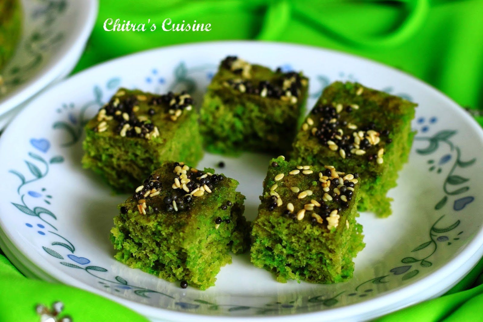 Chitra's Cuisine: Spinach Dhokla