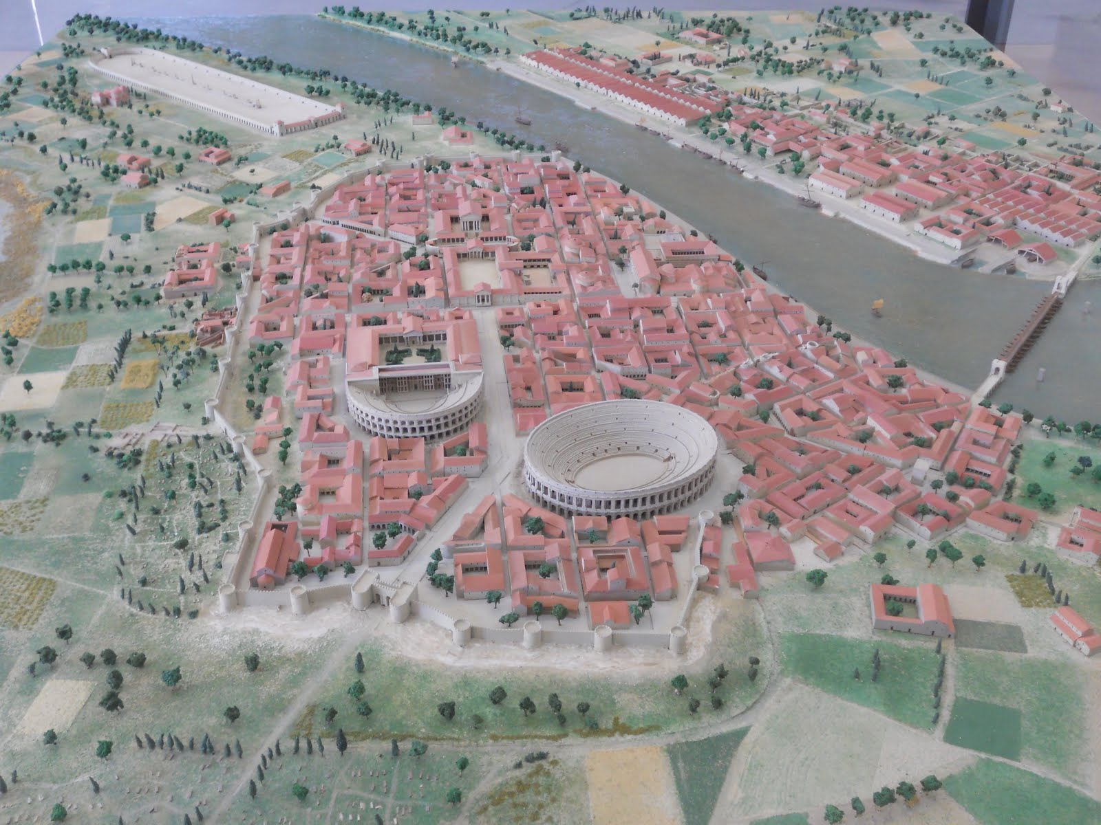 Megan & Vince's Excellent Adventure: Arles, Because We Love ‘Ronin’