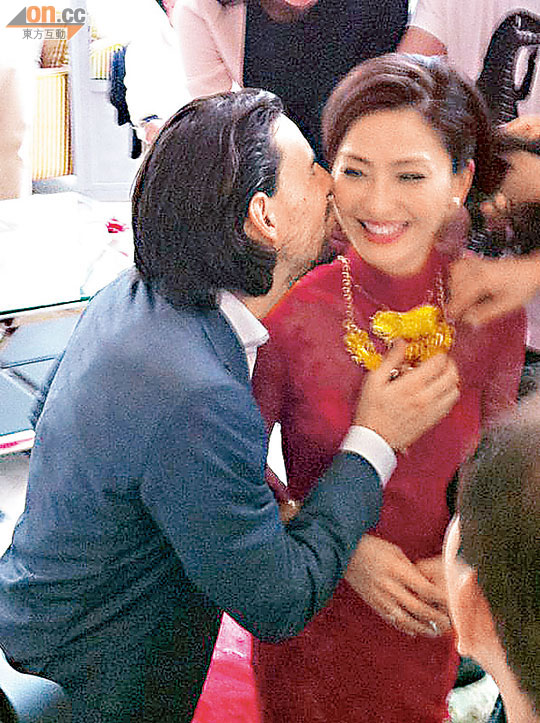 Kathy Chow marries French boyfriend, a glamorous and romantic wedding ...