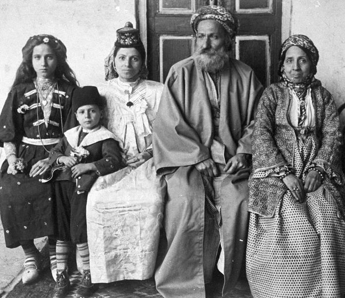 ΠΑΡΑΤΟΛΜΟΣ ΕΛΛΗΝΑΣ: : Ο ΠΟΛΕΜΟΣ ΣΥΝΕΧΙΖΕΤΕ...!! ΑΠΟΚΑΛΥΠΤΟΥΜΕ ΤΟ ΟΝΟΜΑ ...