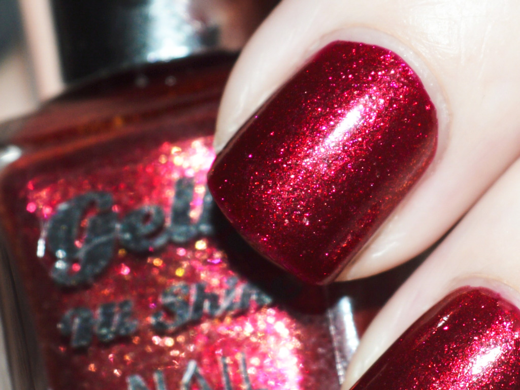 Manicure Monday | Barry M Gelly - Sparkling Ruby | The Vegan Taff