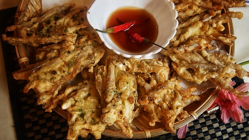 LUWEEH KITCHEN : Dilis Fritters (Anchovy Fritters ala Tempura)