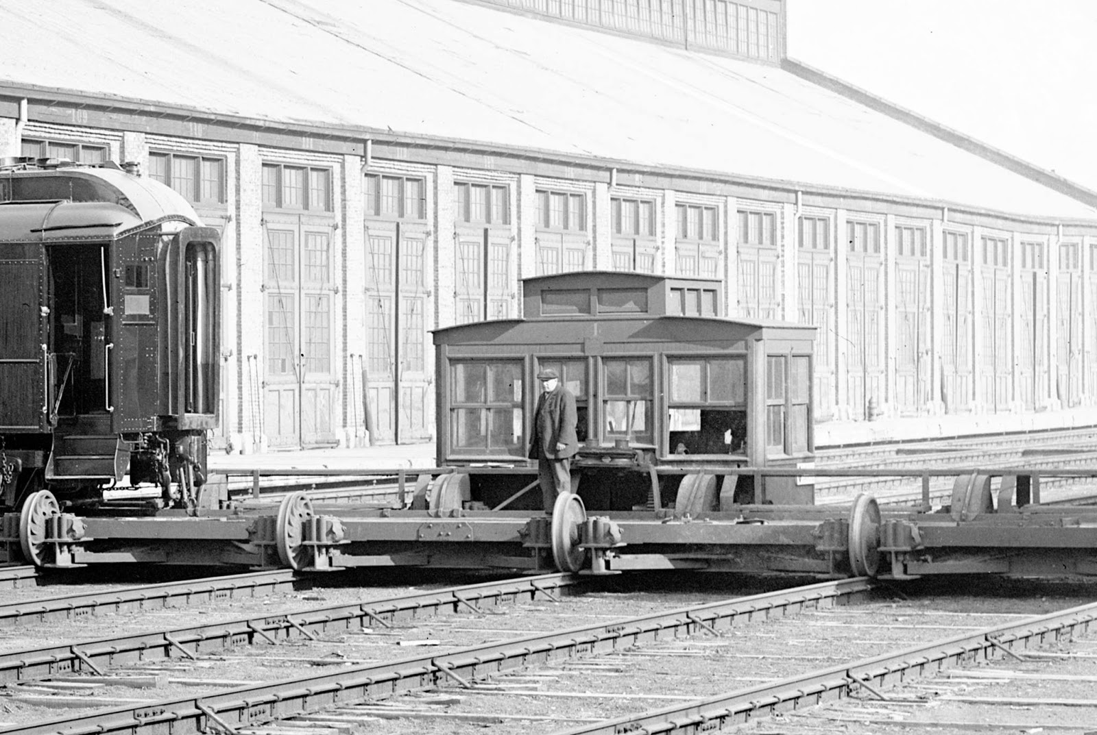Walthers Transfer Tables | ModelRailroadForums.com