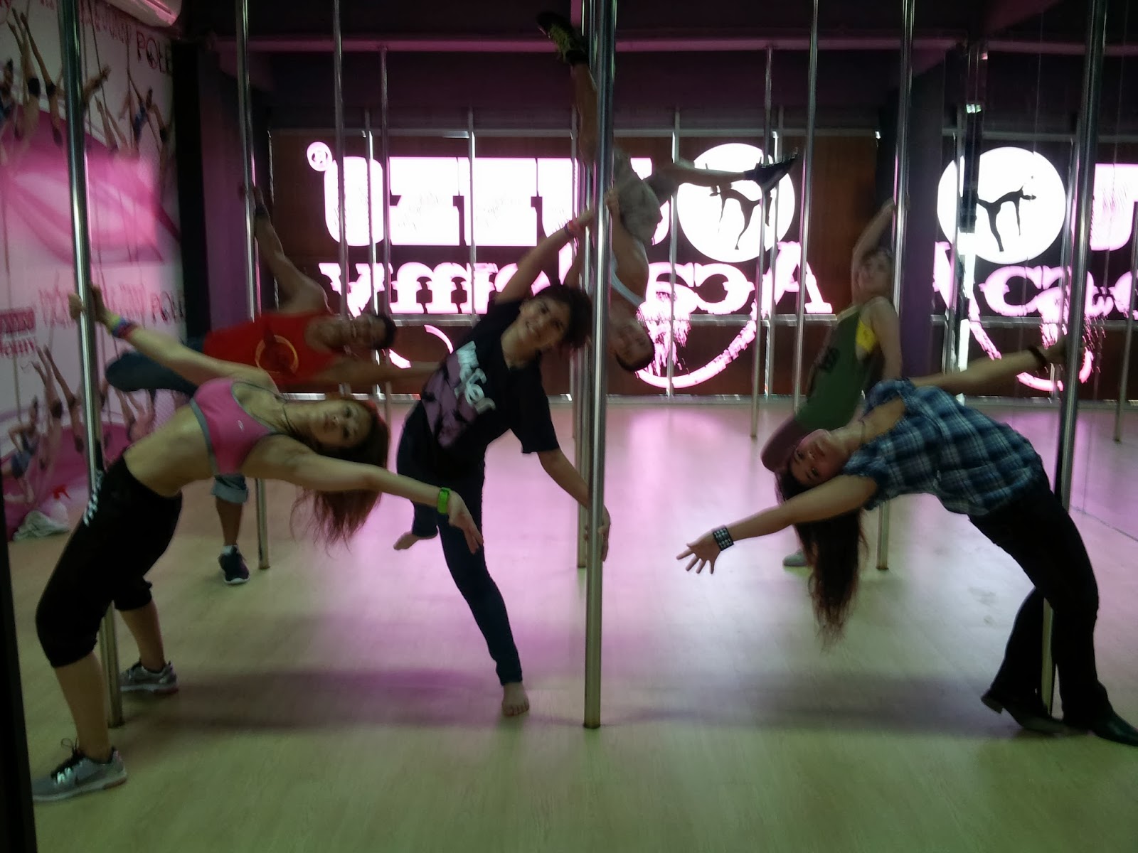Pole Dance Indonesia: POLE DANCE STUDIO BALI, INDONESIA