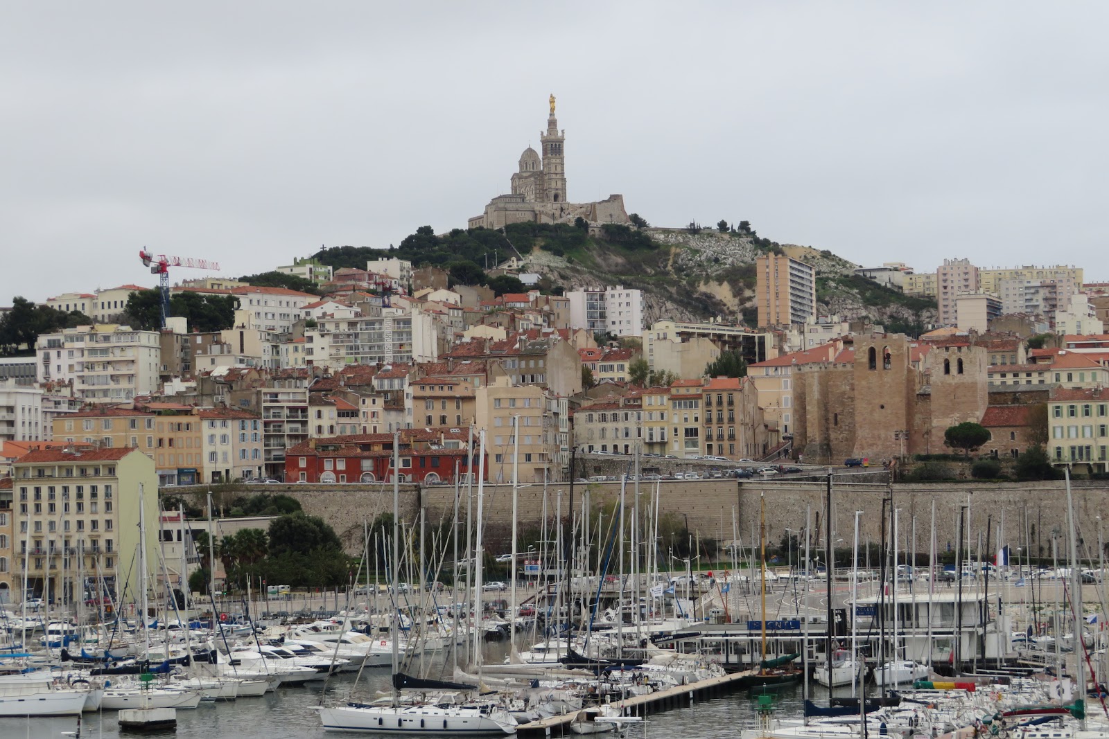 Haihui prin Lume : Marsilia