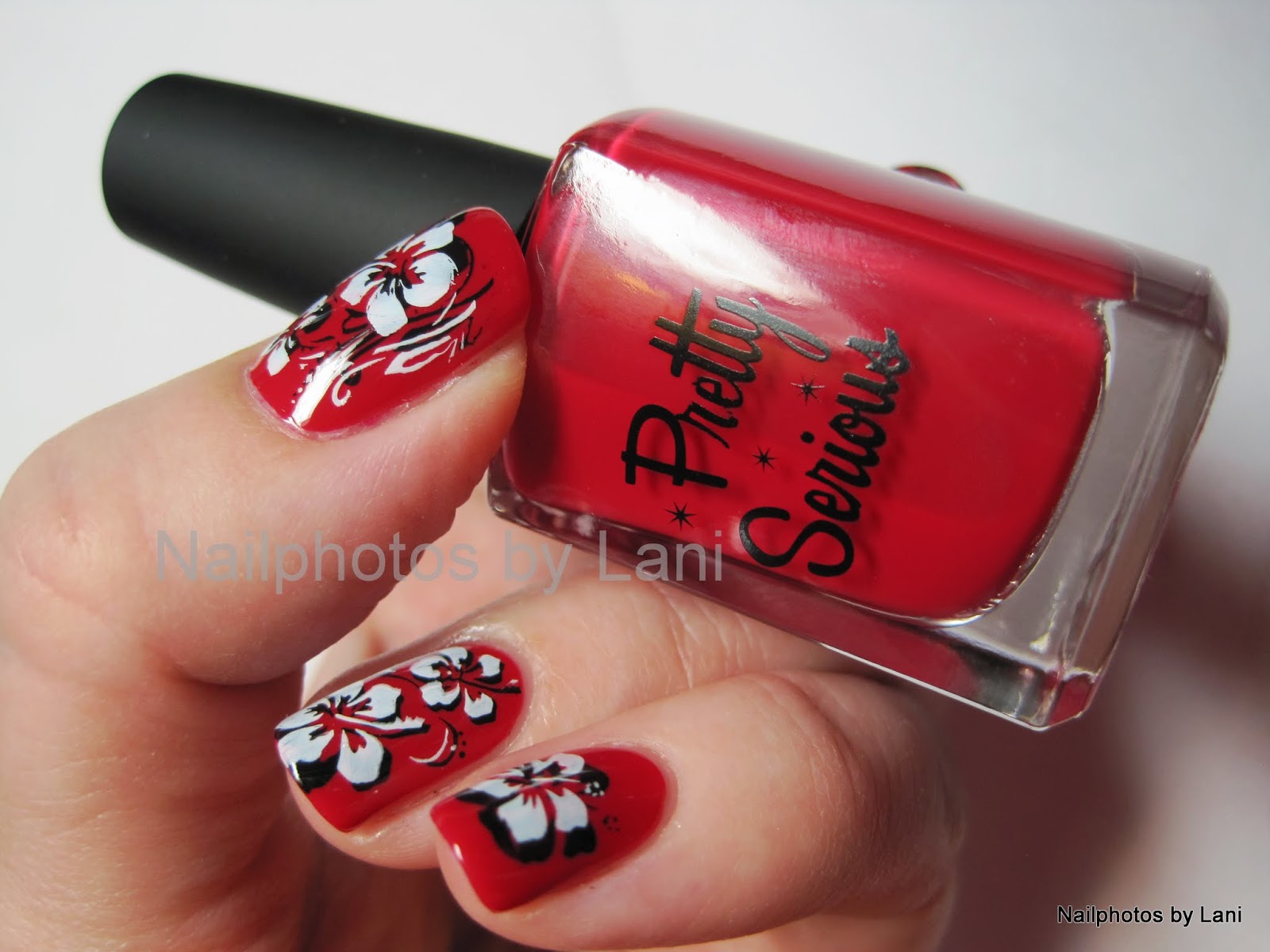 Nailphotos by Lani: Shadow Stamping - Red with white flowers & black shadow