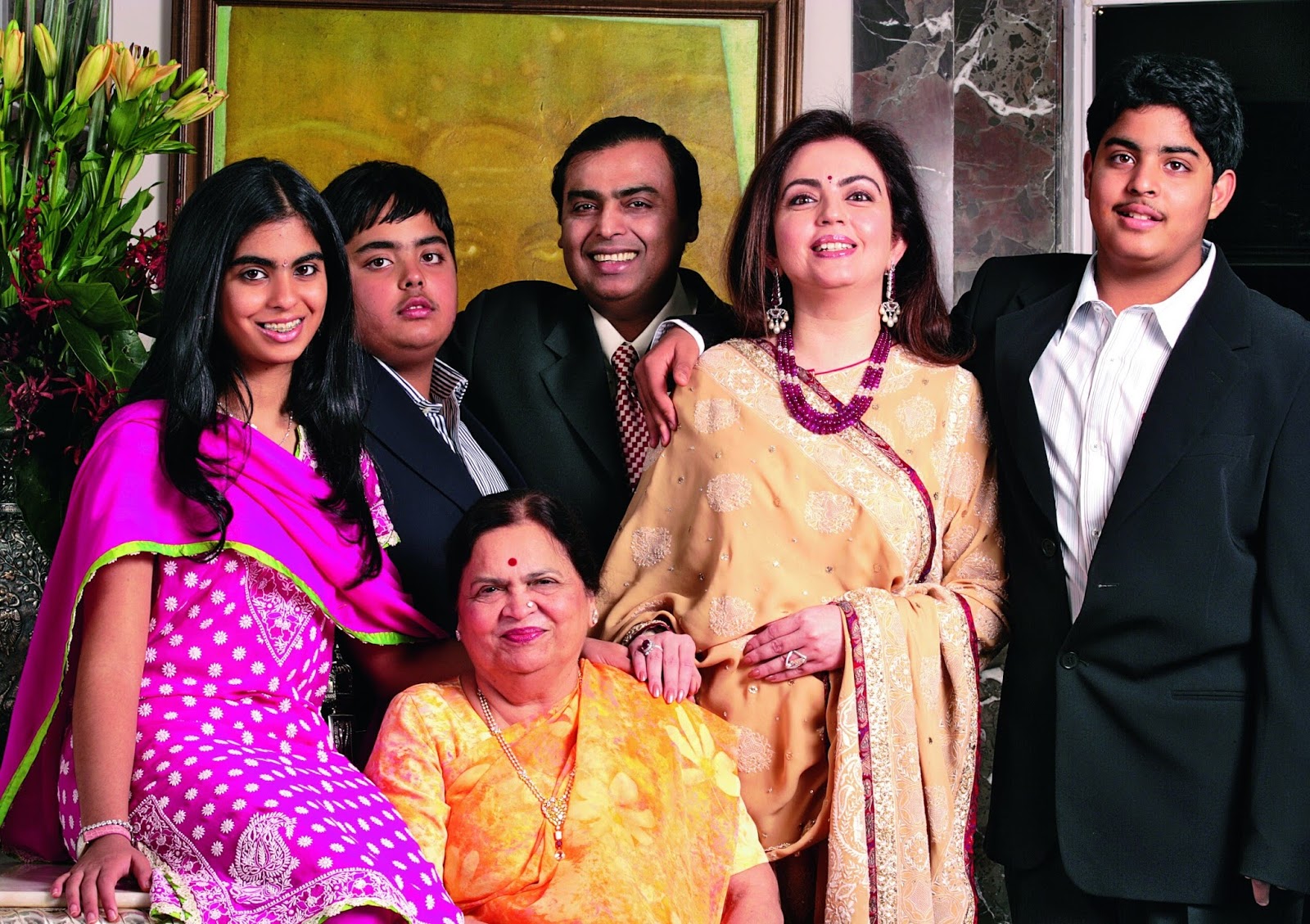 On father's birthday, Mukesh Ambani gives Anil Ambani Rs 23,000 crore ...