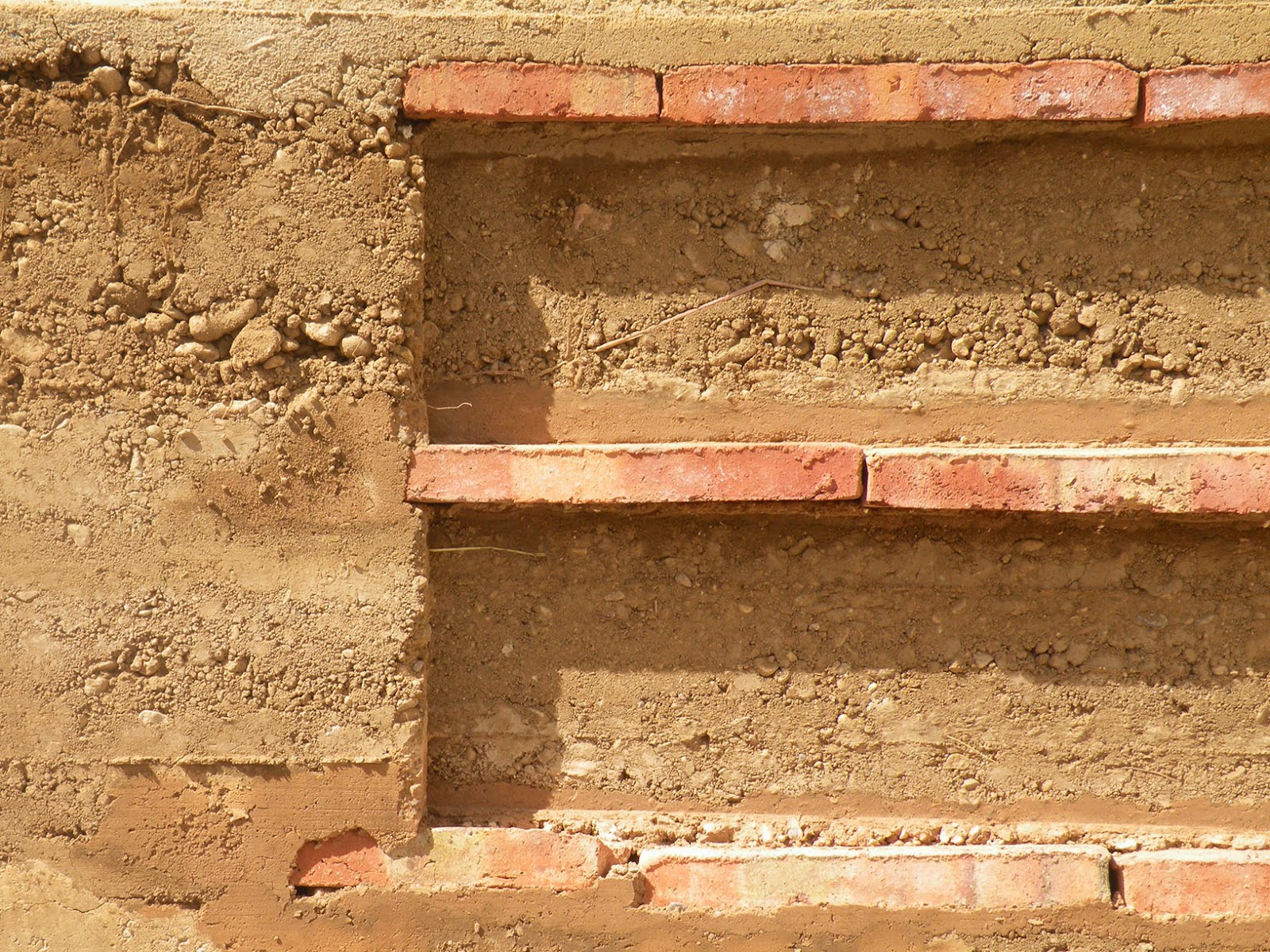 Fermín Font. Arquitecto Técnico: CURSO DE VERANO SOBRE TAPIA EN MORELLA ...