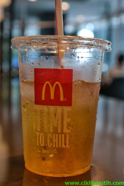 CikLilyPutih The Lifestyle Blogger: Grilled Chicken Burger (GCB ...