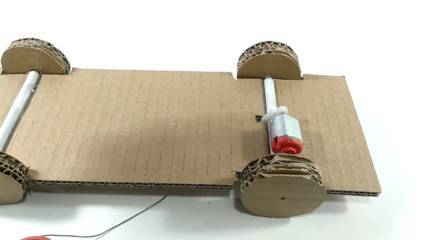 Cara Membuat Mobil Mobilan dari Kardus Bisa Berjalan - Kreator Kerajinan