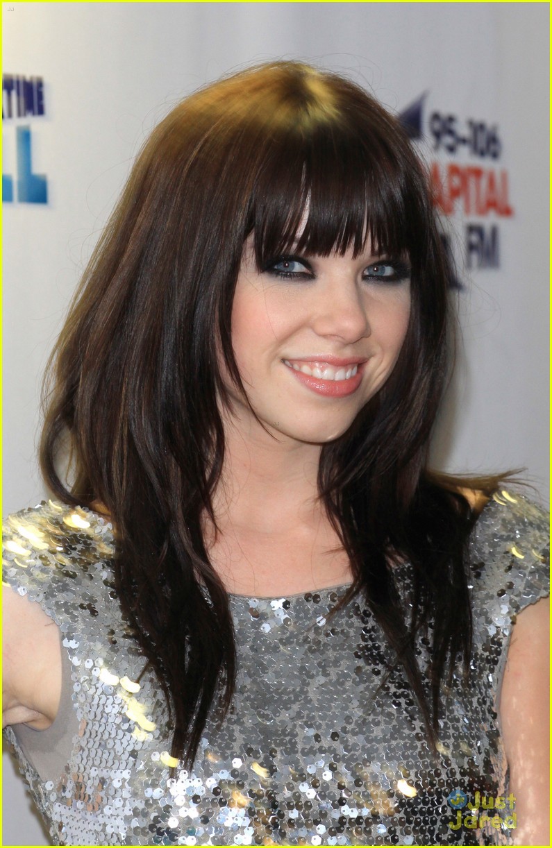 Maybe Carly Rae Jepsen Hairstyles | Angled Bob Hairstyle