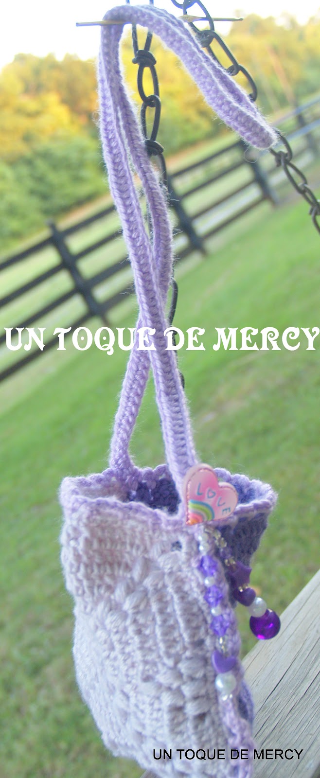 UN TOQUE DE MERCY: CARTERA DE CROCHET..MUY FACIL CON 2 CUADROS
