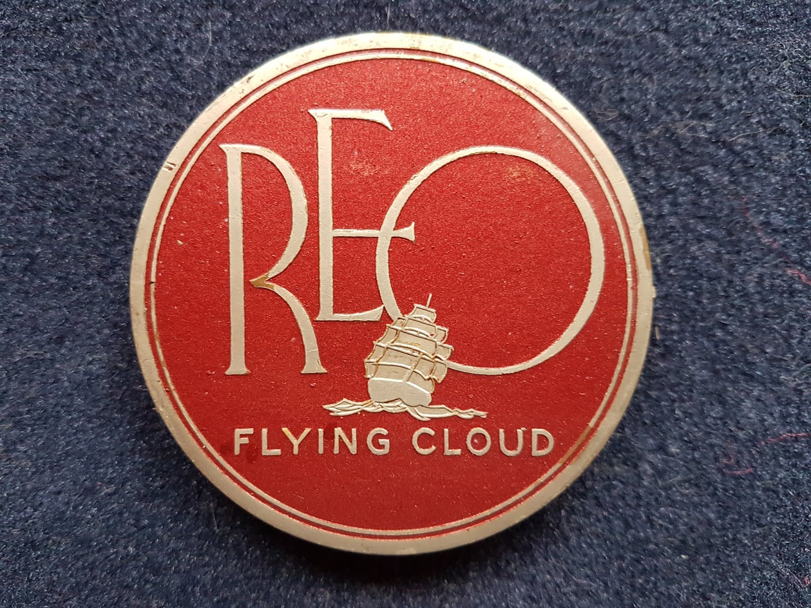 RadiatorEmblems: REO / USA