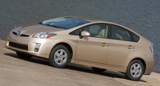 Toyota Prius Corolla's 1990 Record as Japan's Best Selling Model in ...