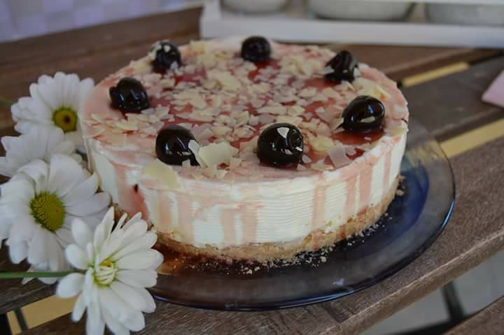 CHEESECAKE COPPA RICA ALL'AMARENA - Anna Maria Conti