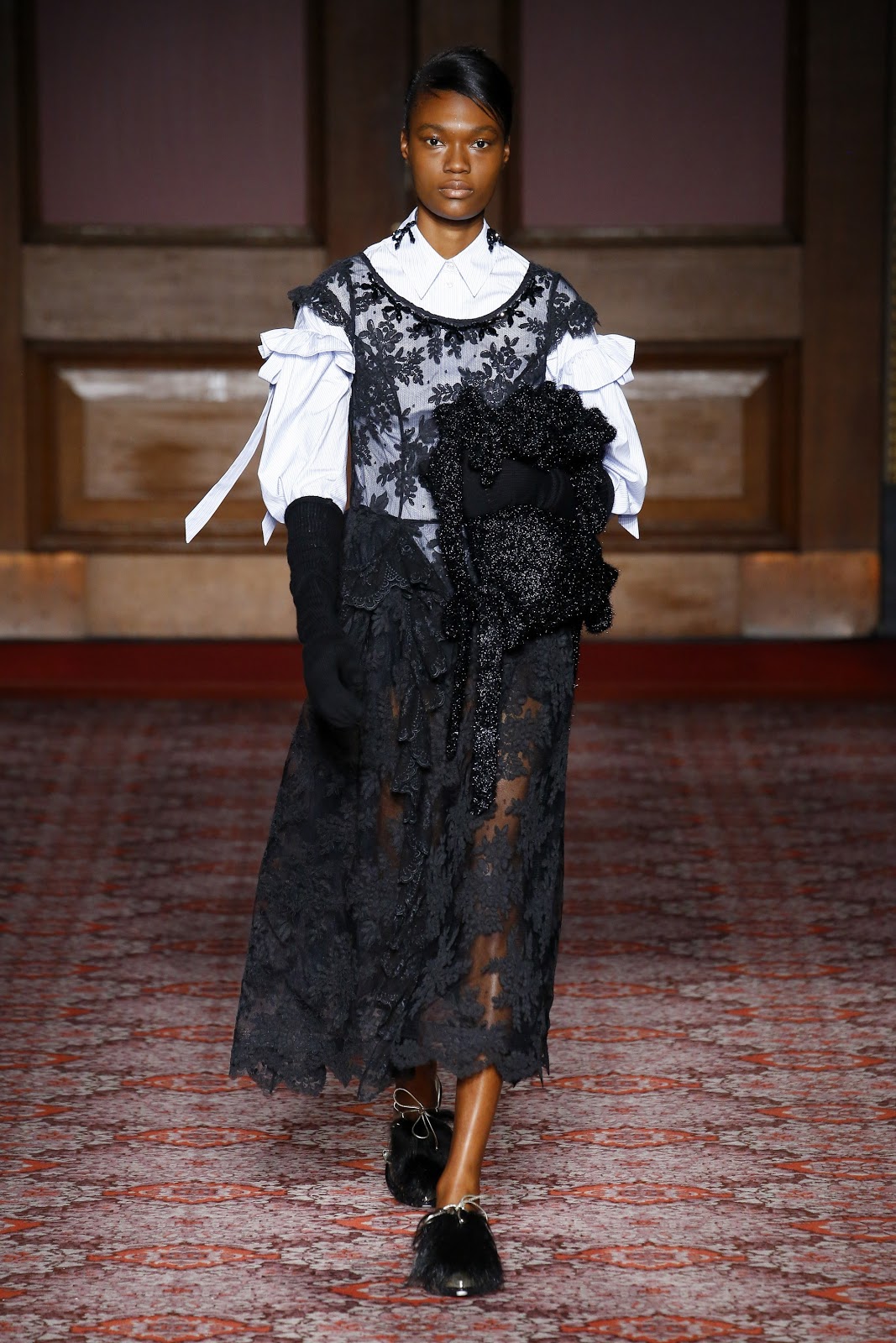 Simone Rocha at London Fashion Week Fall 2018. | Cool Chic Style Fashion