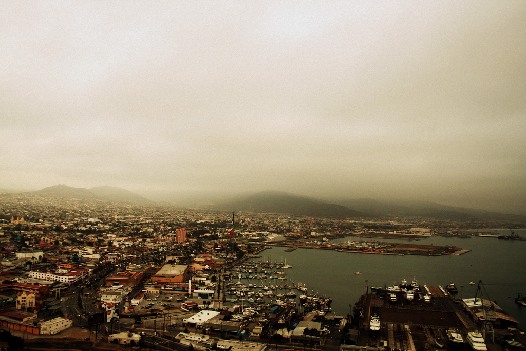 Monkinny: Vista desde el mirador de ensenada, Baja California.