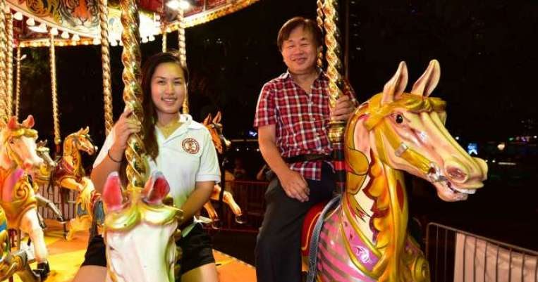 English Pop Station: Uncle Ringo,with his travelling funfair making old ...