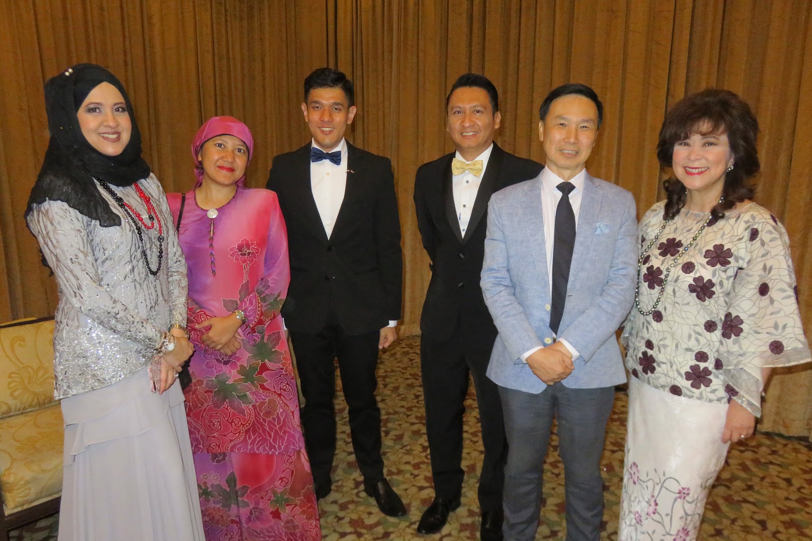 Kee Hua Chee Live!: MERCY MALAYSIA FUND-RAISING GALA PART 1---HER ROYAL ...