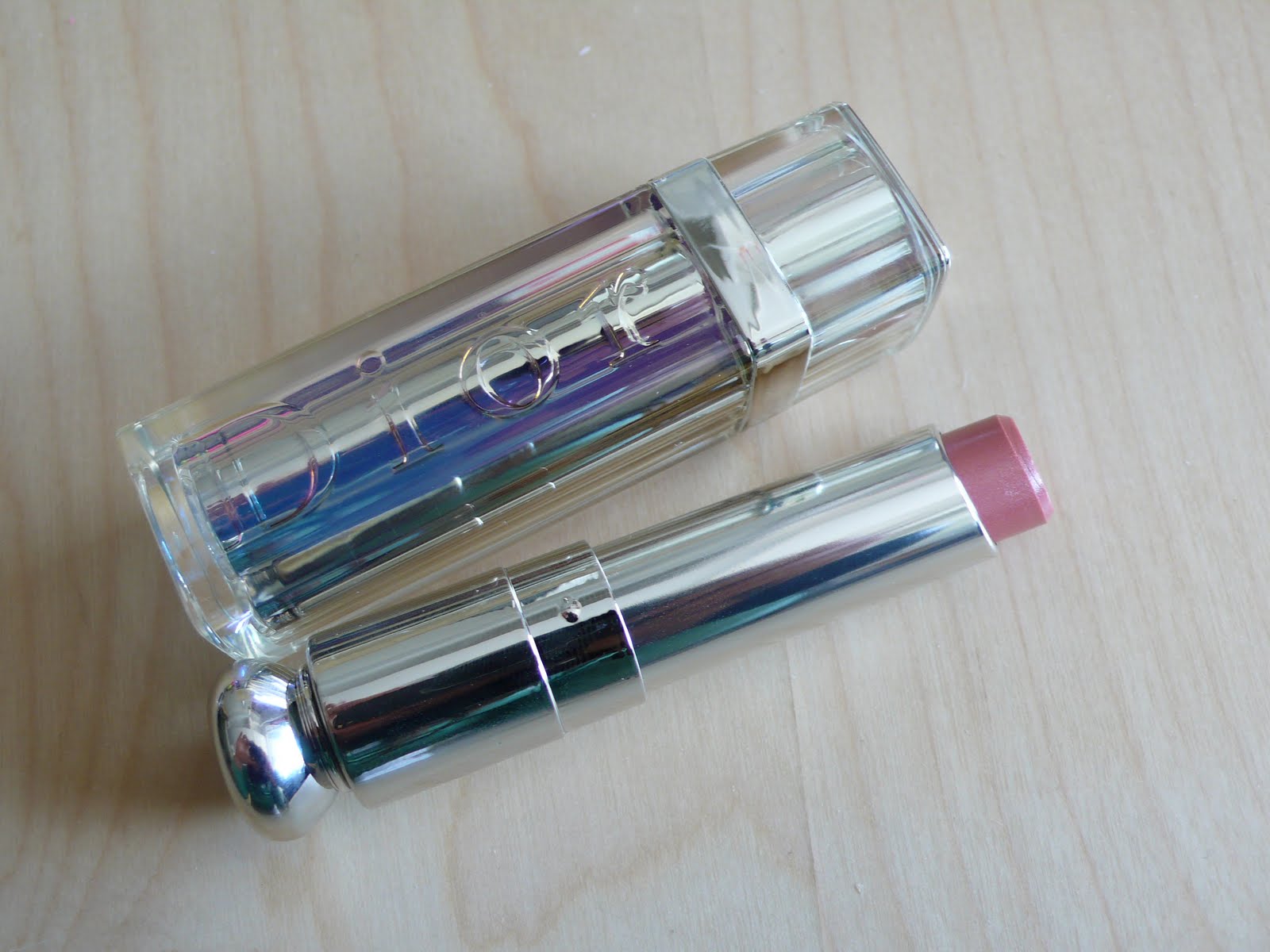 Fishball's corner!!: Dior Addict lipstick - 214 Tulle (Light Beige)