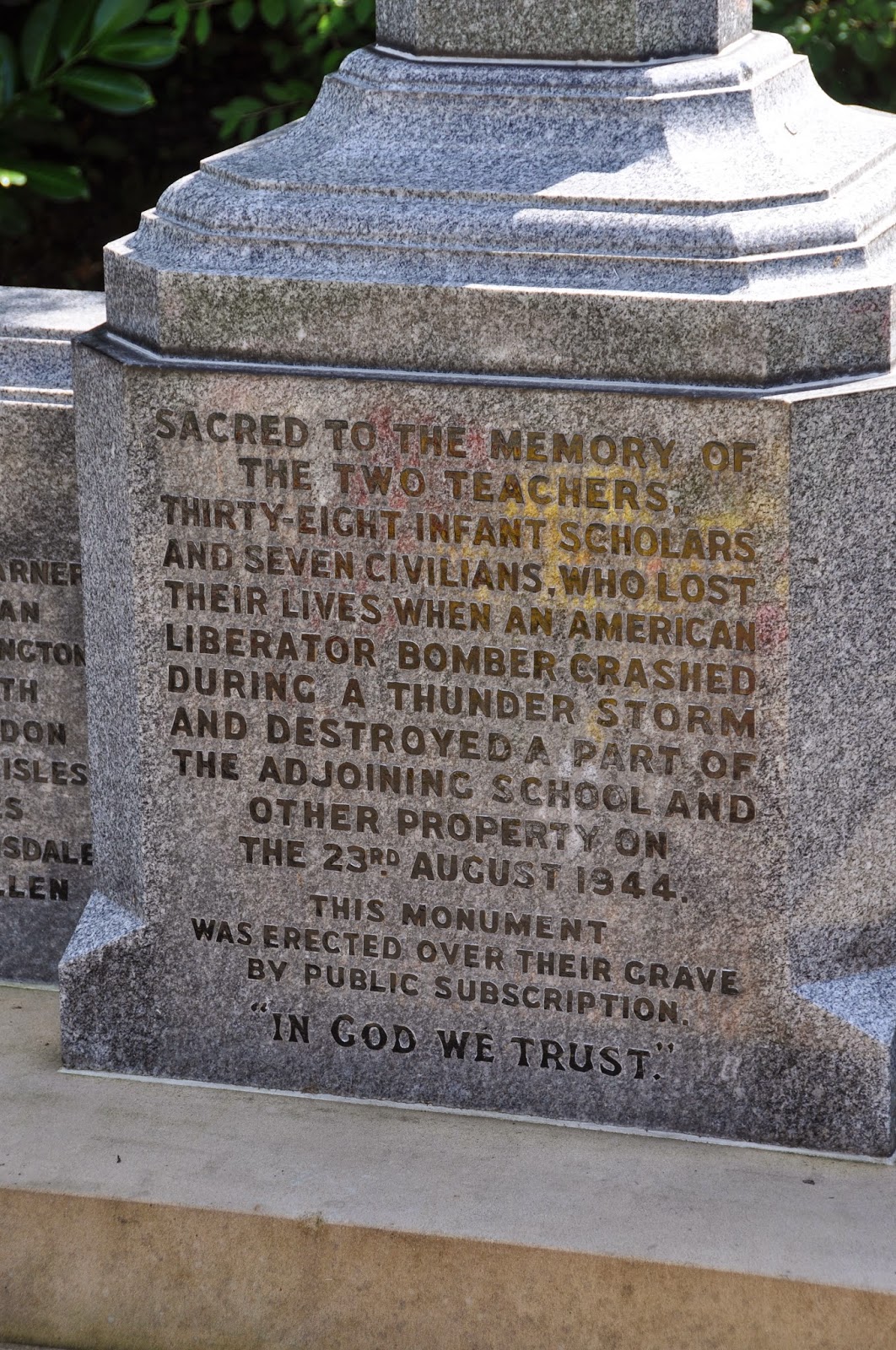 The Graveyard Detective: Freckleton Air Disaster