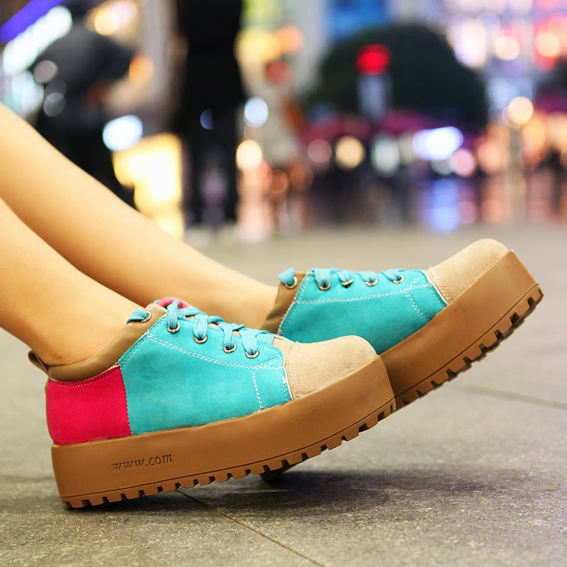 Photos: 5 Mode Sepatu Ala Korean Style Yang Bisa Anda Lirik - Cakrawala ...