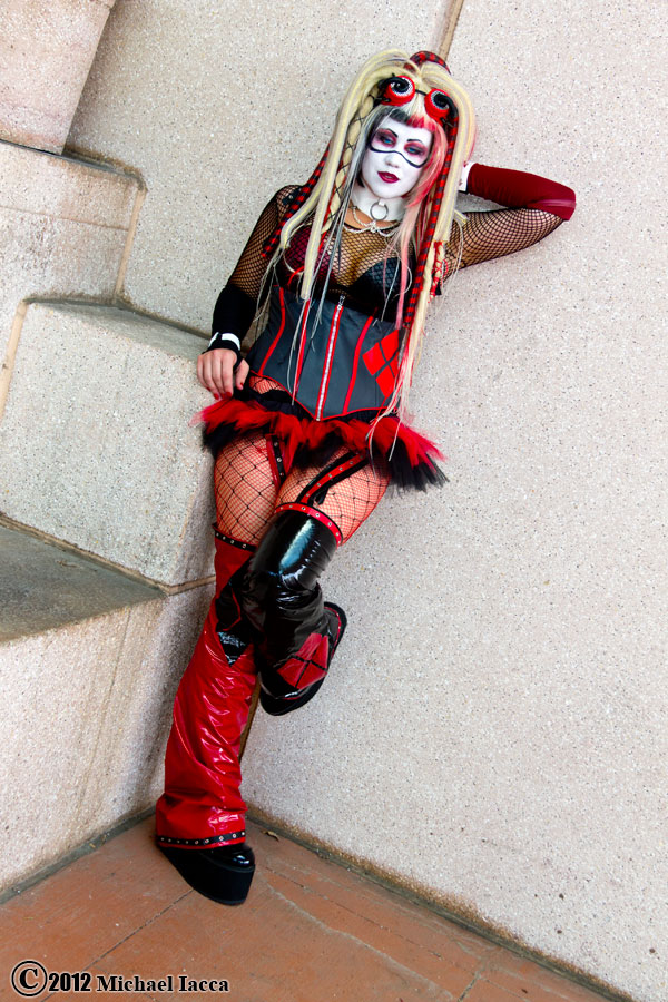 Toyriffic: Harley Qwednesday :: Cyber Goth Harley Quinn Cosplay