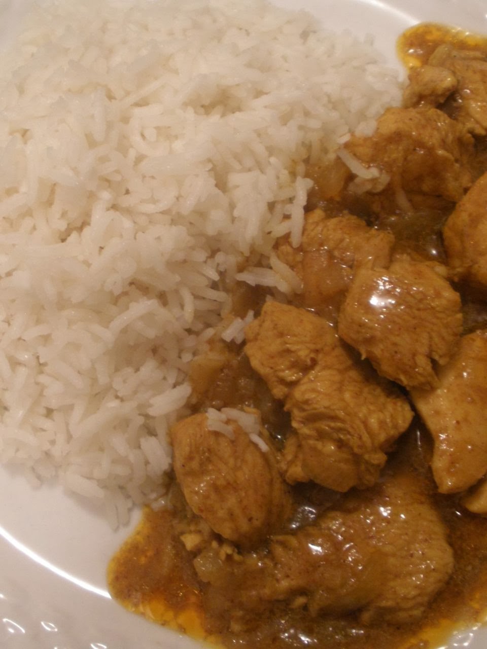 the half cut cook: Burmese Chicken Curry with Coconut Rice