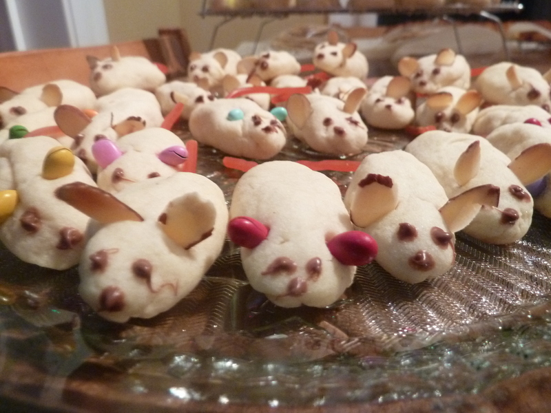 Christmas Mice Cookies Recipe - EASY Cookie recipes