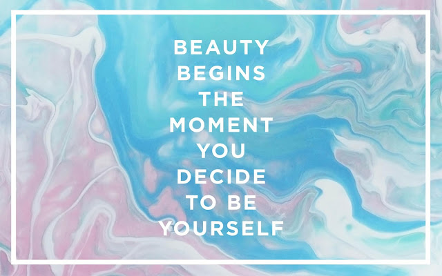 5 WAYS TO DECORATE YOUR DESKTOP | Mostly Lisa