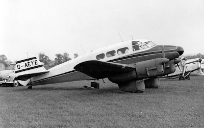 nhungdoicanh: Percival Q-6 Petrel