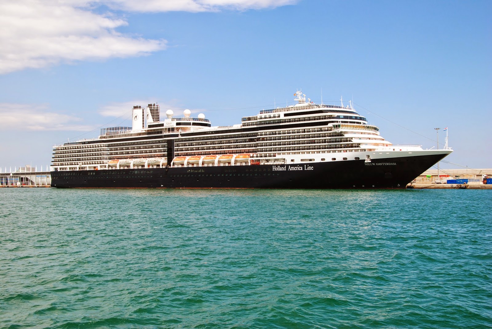 "NIEUW AMSTERDAM" at Barcelona